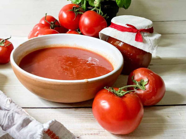 Fresh Passata Sauce – Turley Hill